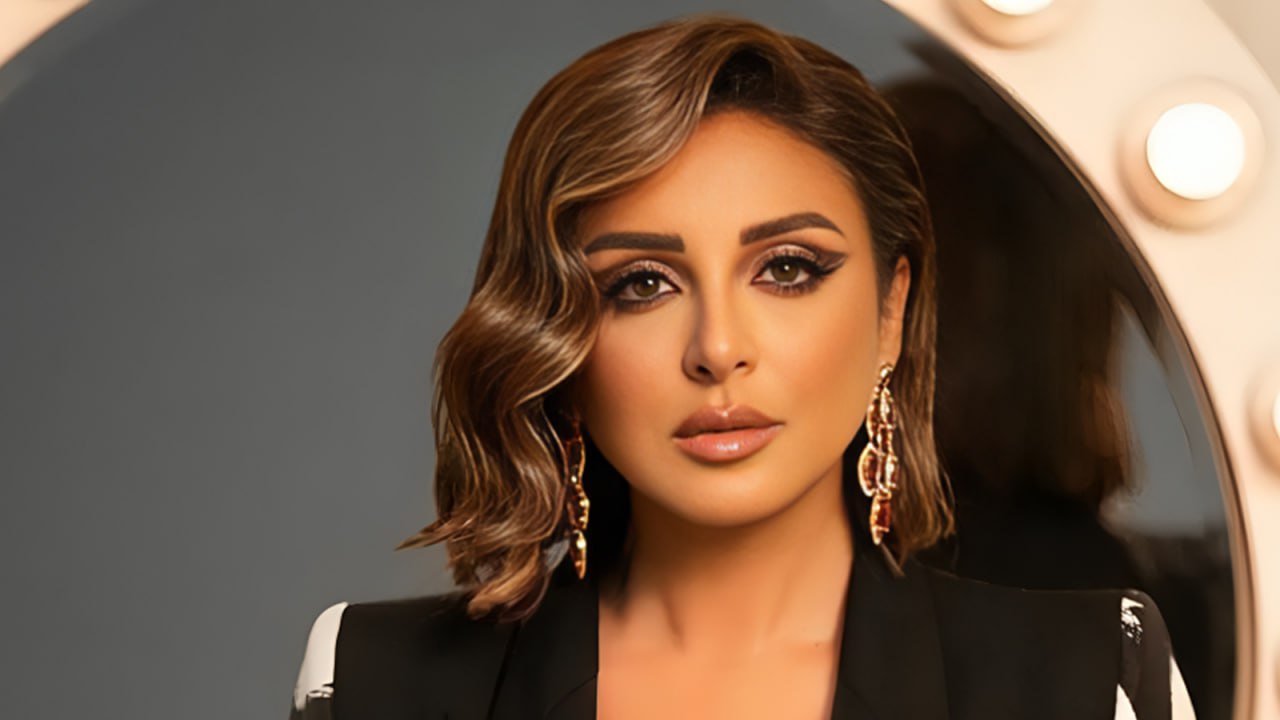 بلقطات من الكليب.. أنغام تشوق الجمهور لـ"تيجي نسيب"