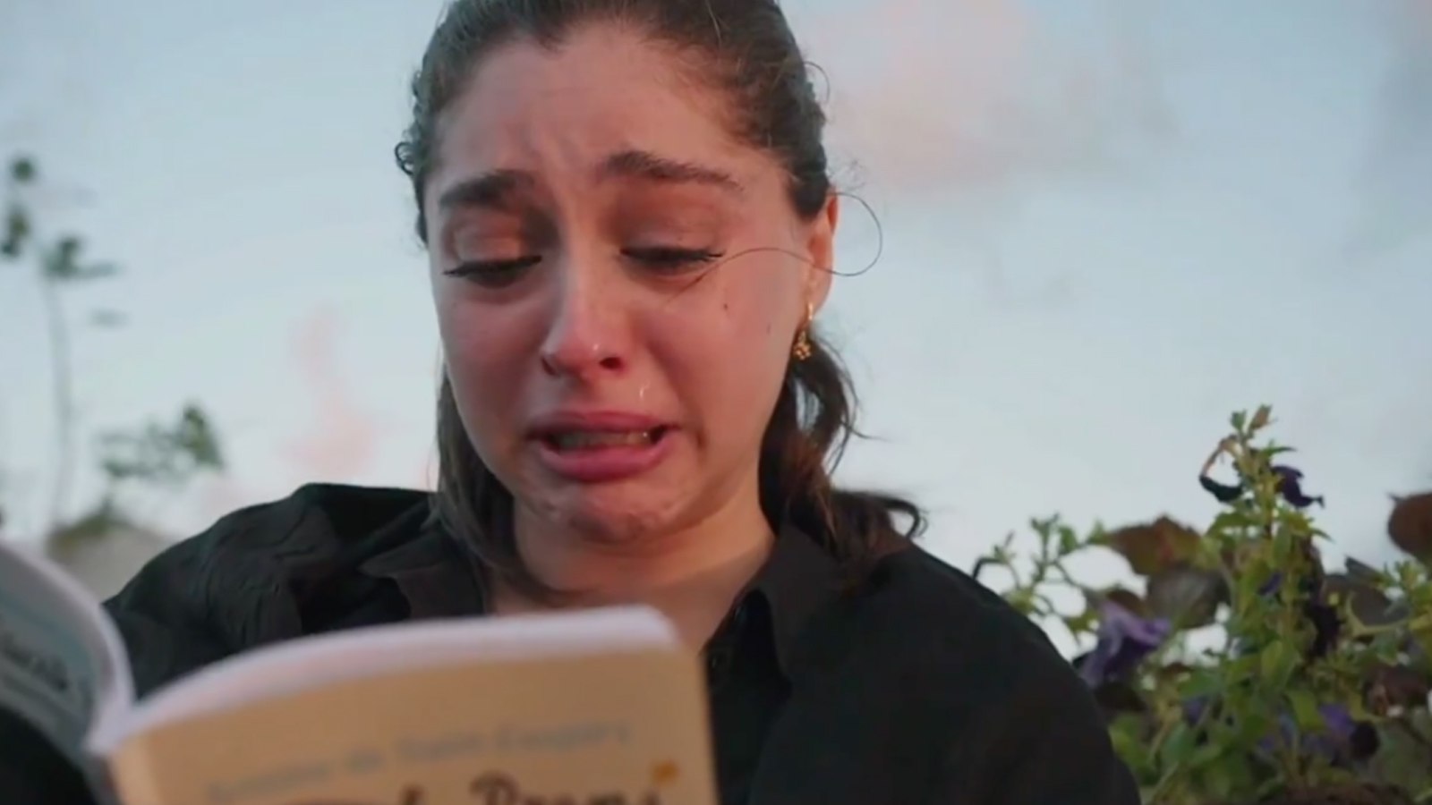 The last episode of the series "Layla" is trending on social media ...