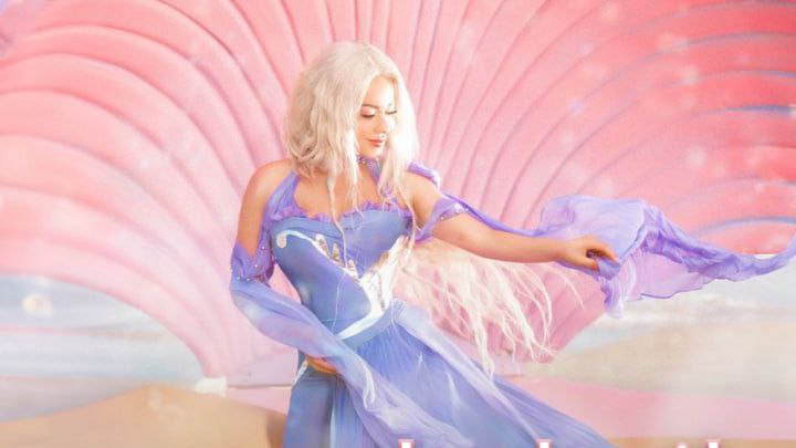 Rahma Riyadh in PUBG as a "mermaid" via "I am Basic"