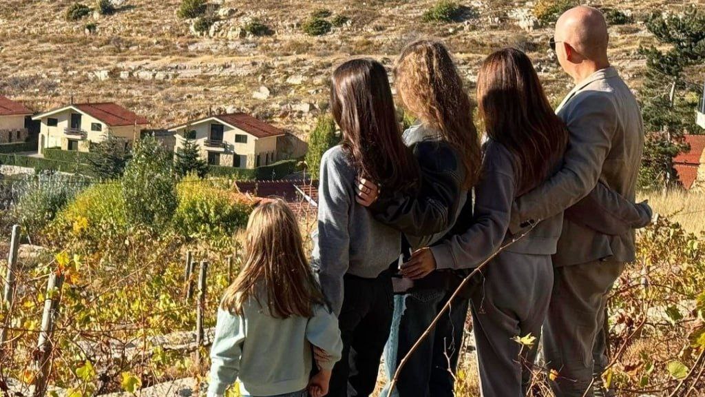 Nancy Ajram confirms that she did not separate in this way.. and a ...