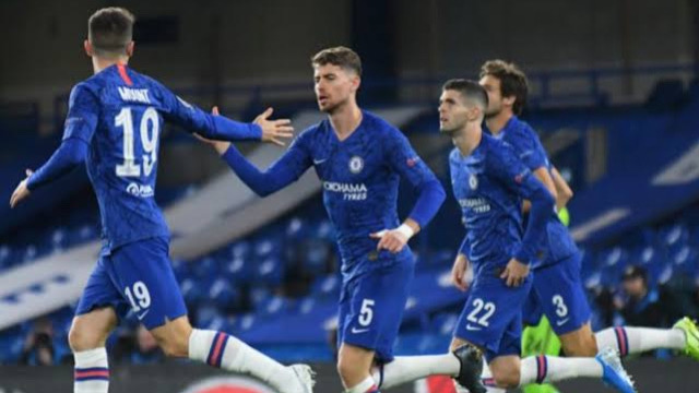 Chelsea face Arsenal in the English Premier League.. Who will win?