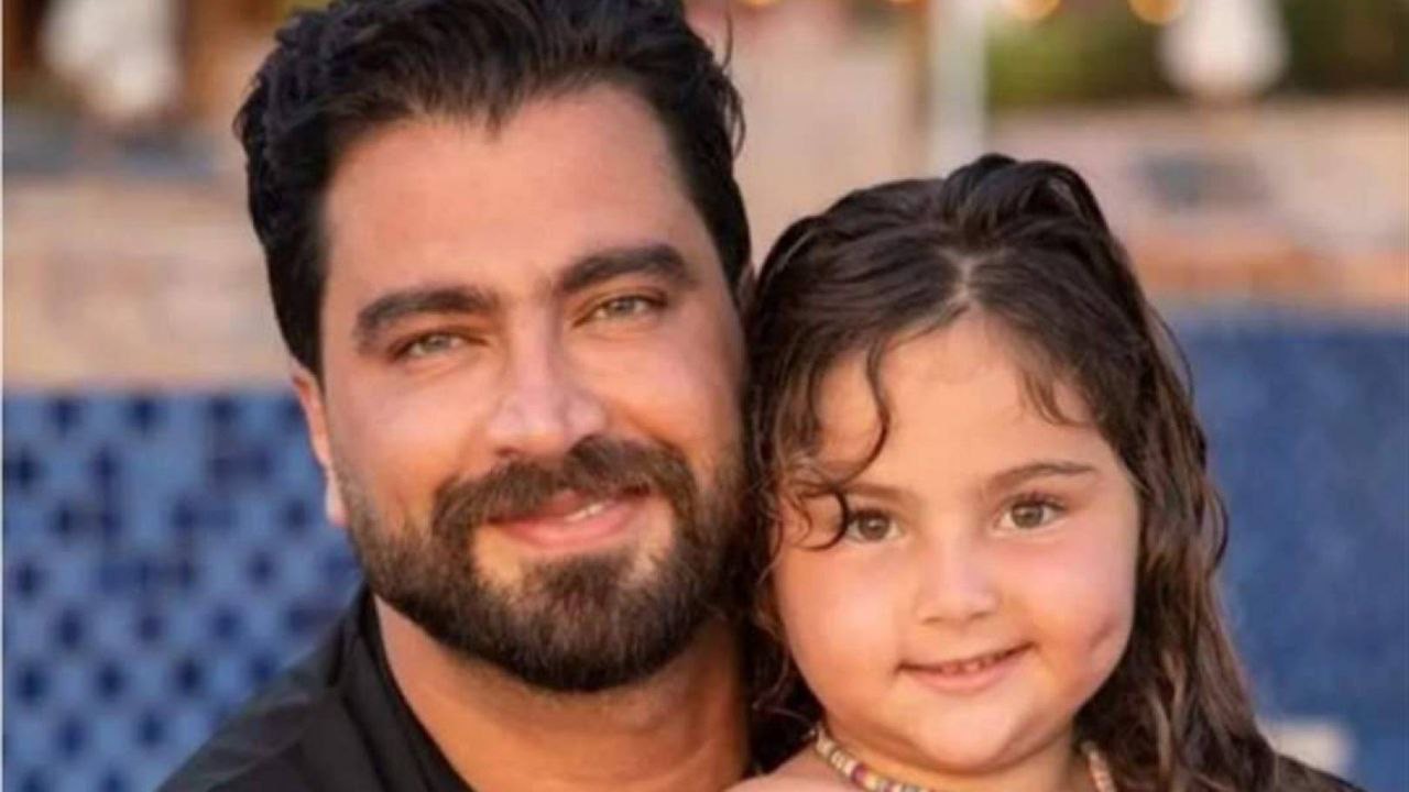 Sandra Al-Nahar puts her father Moatasem in an embarrassing situation